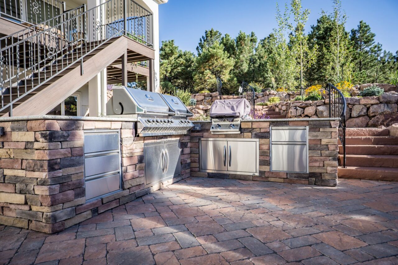 Outdoor Kitchens and Barbecues | Fredell Enterprises | Professional ...